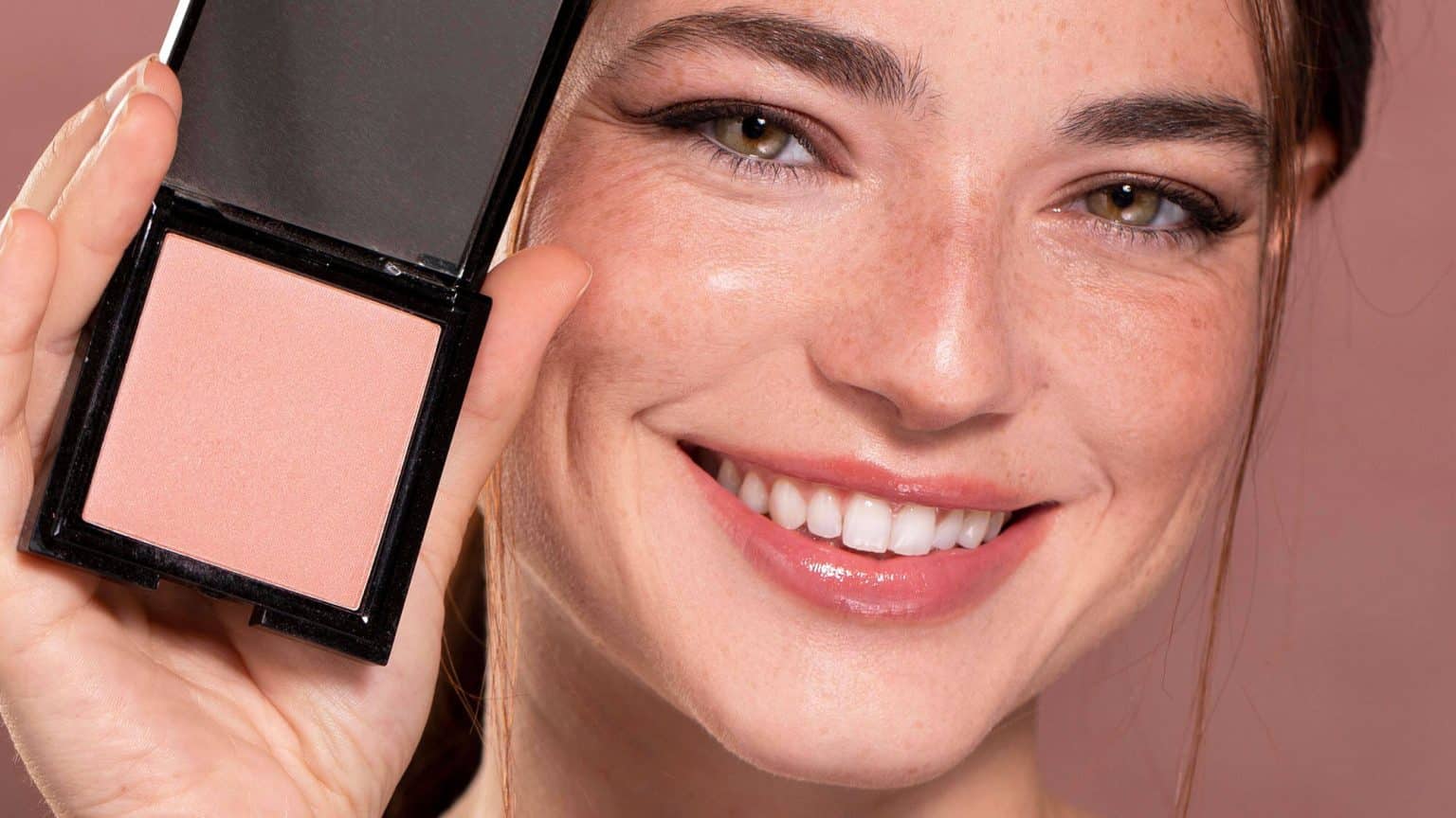 How to put on blush? • Heli Beauty